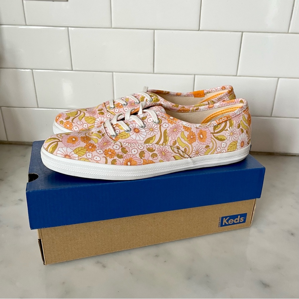 Keds Champion Groovy Rose Womens Retro Floral Shoes S… - Gem
